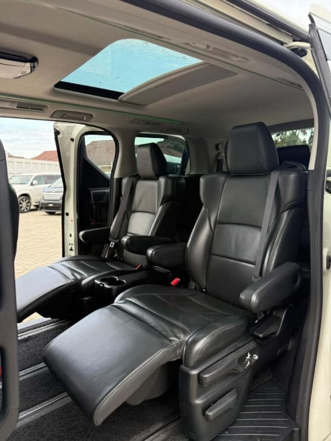 Toyota Alphard New Model For Sale In Dar es salaam Used Nje Ya Nchi Unregistered - GariPesa